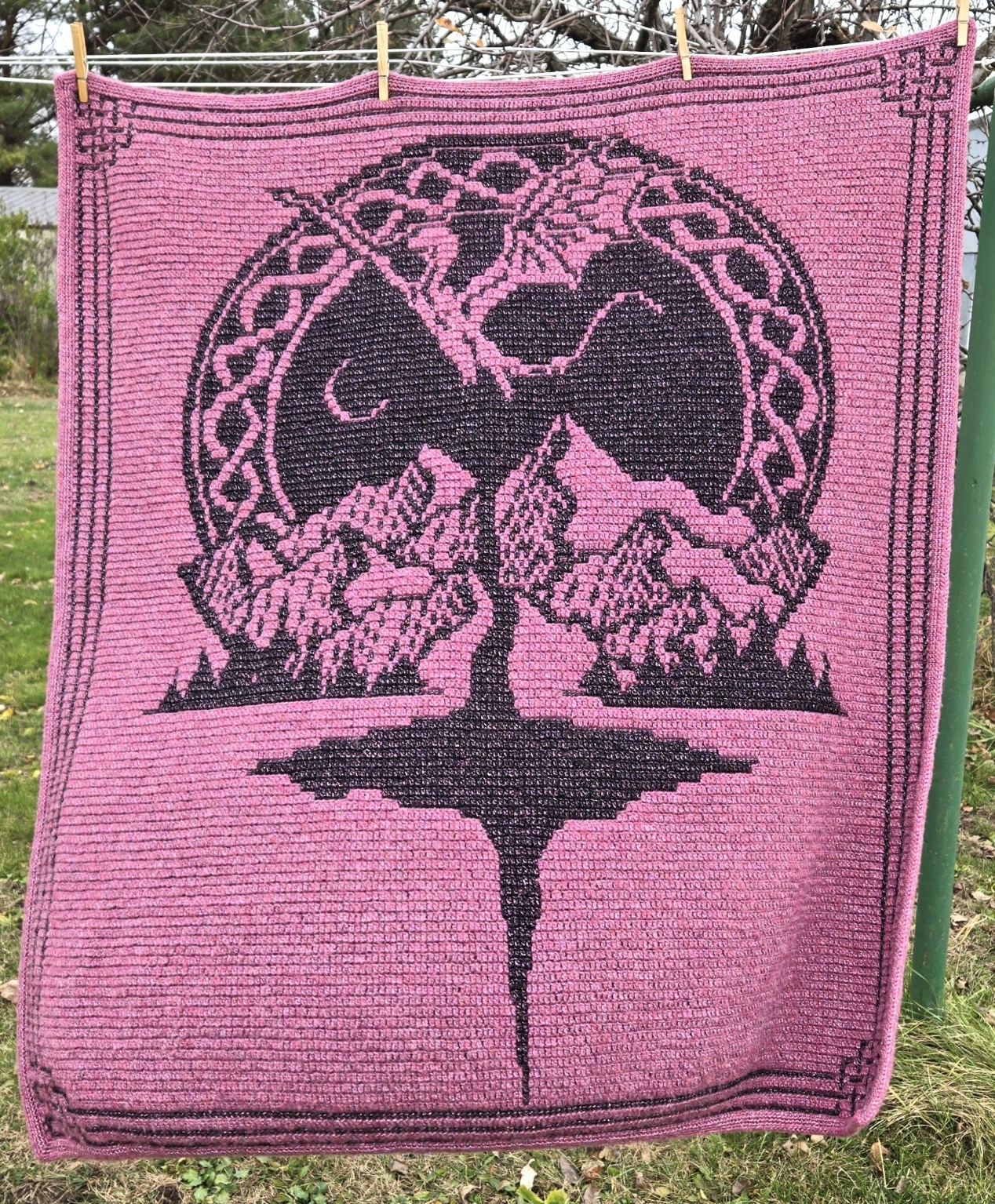 Nerd Princess Designs: Amazing World of Mosaic Crochet